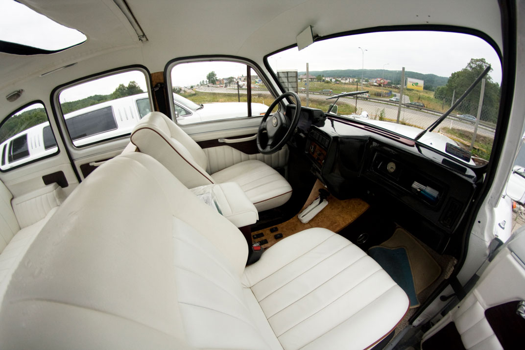 Our Cars - Distinctive Carriage